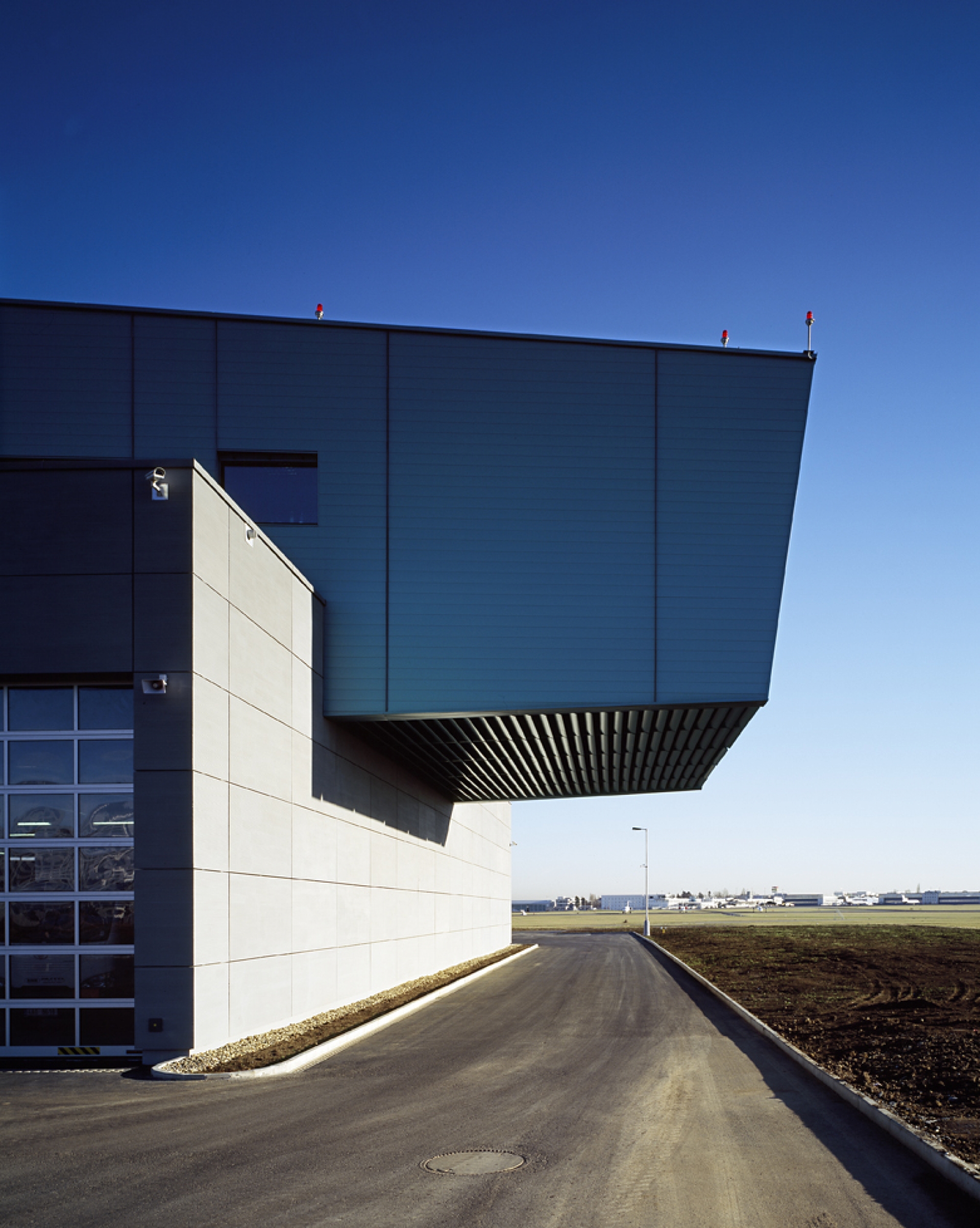 archiweb.cz - Central Fire Station Prague Airport