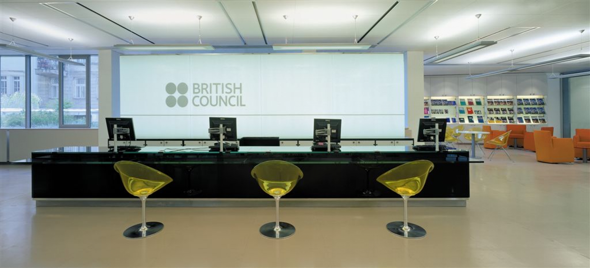archiweb.cz - The British Council