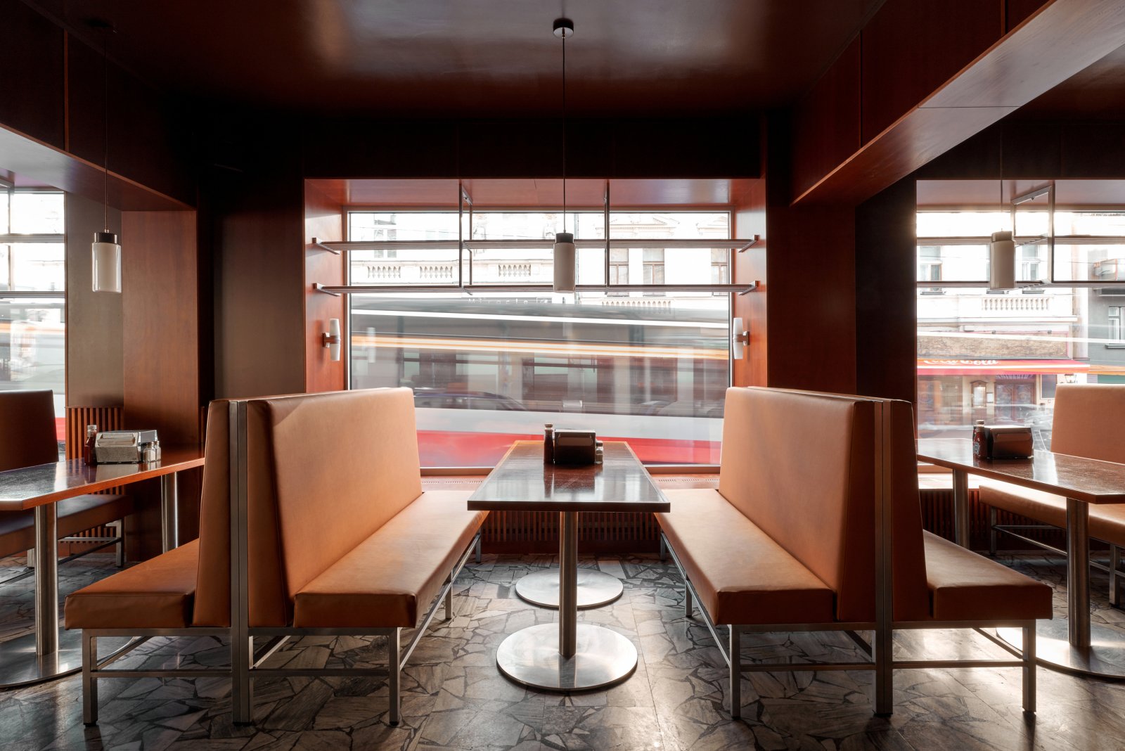 archiweb.cz - Sandwich Rodeo