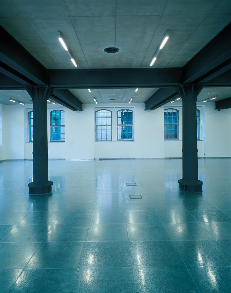 archiweb.cz - Machine House