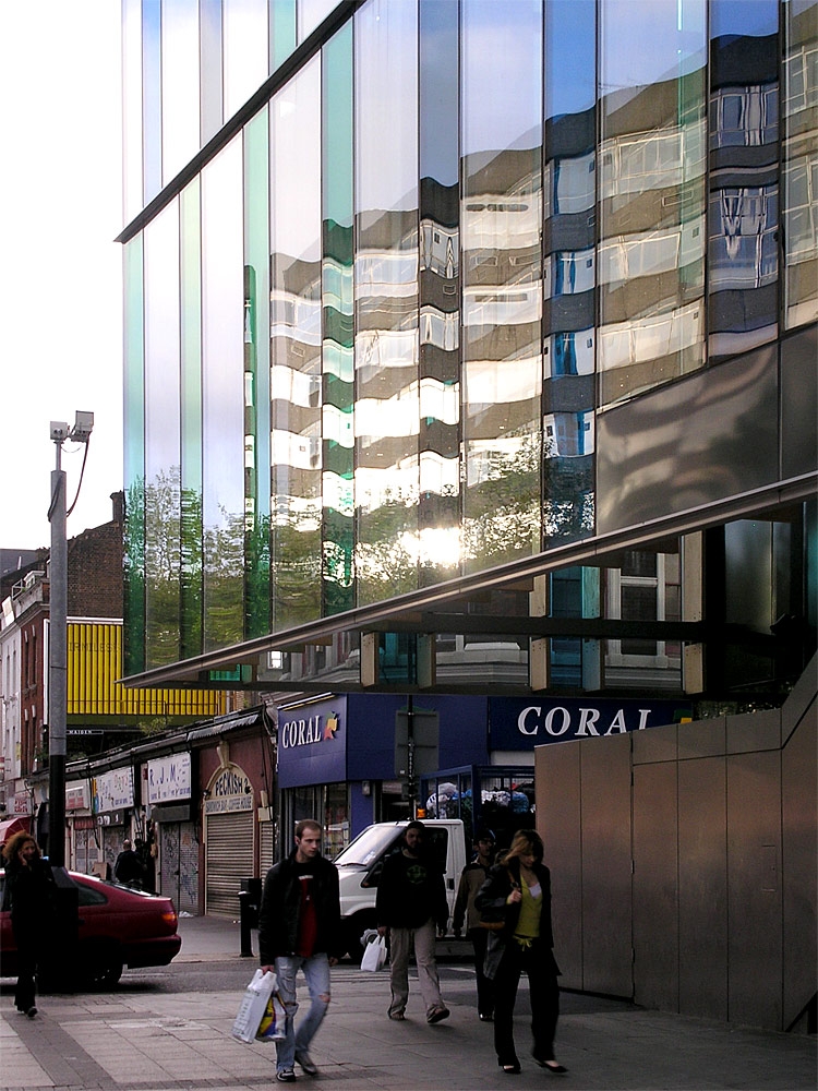 archiweb.cz - Idea Store Whitechapel