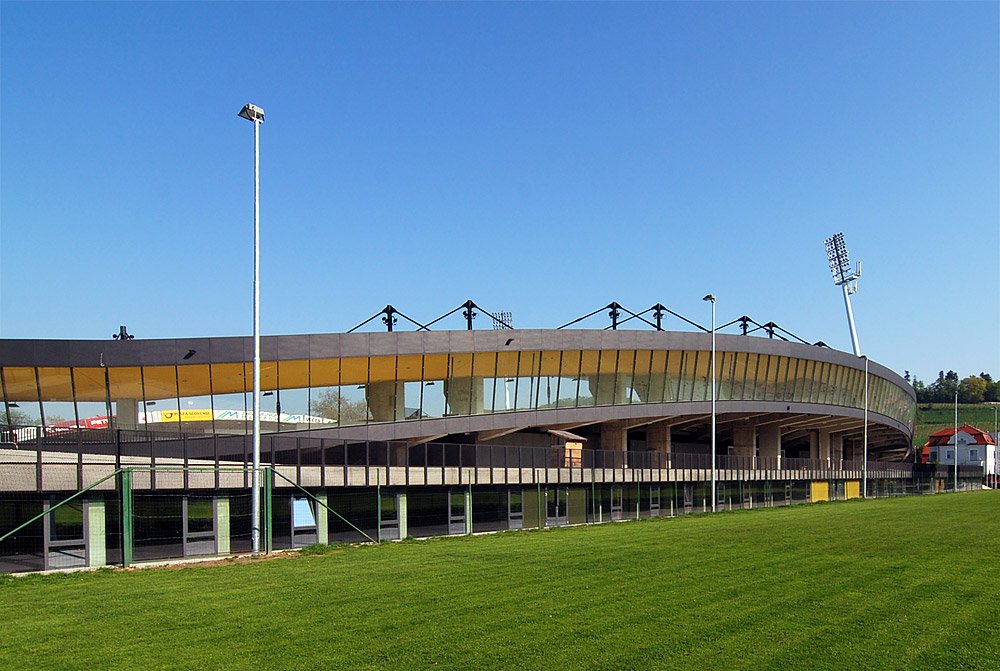 archiweb.cz - Fotbalový stadion Ljudski vrt