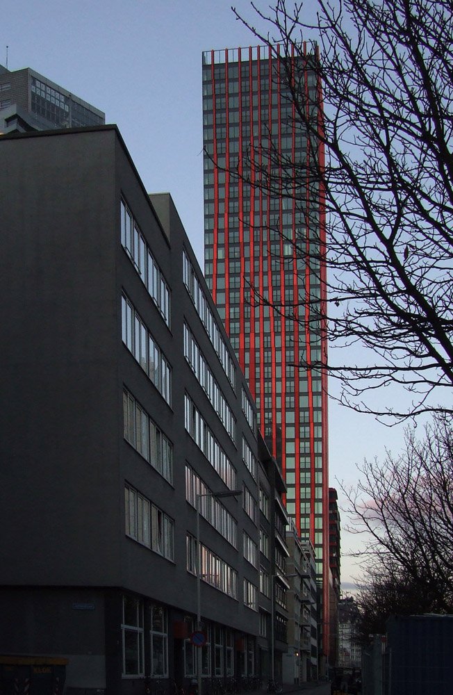 archiweb.cz - The Red Apple