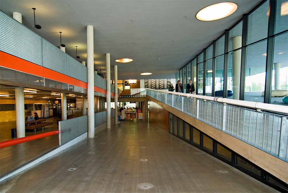 archiweb.cz - Educatorium