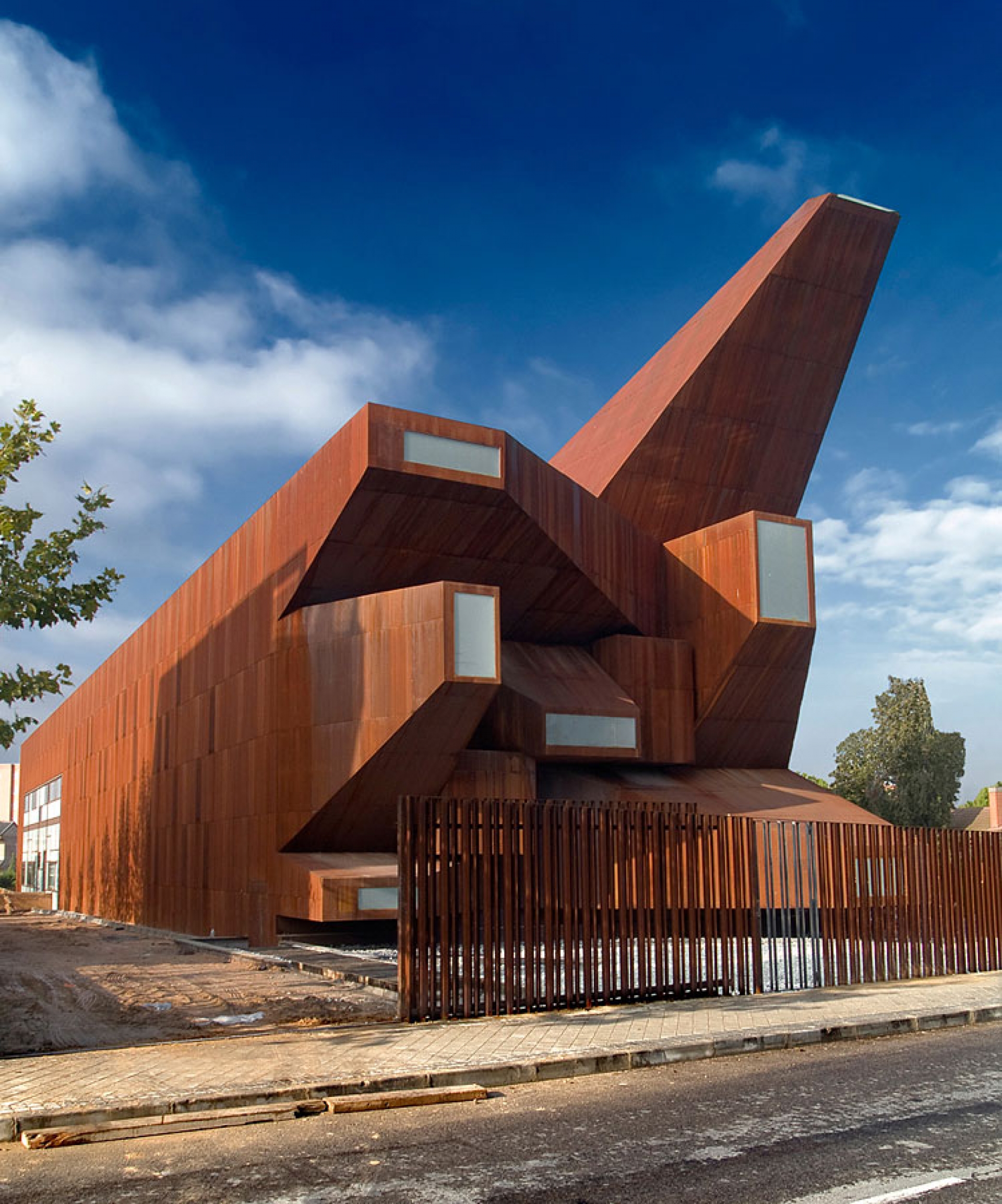archiweb.cz - Parish Church of Santa Monica