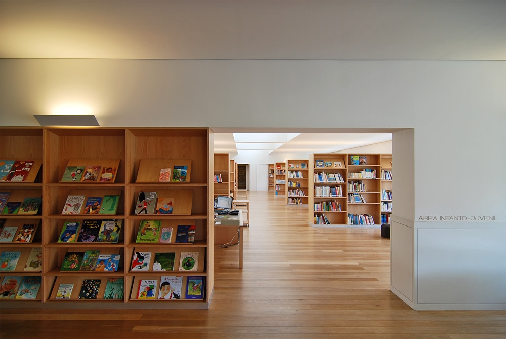 archiweb.cz - Viana do Castelo Municipal Library