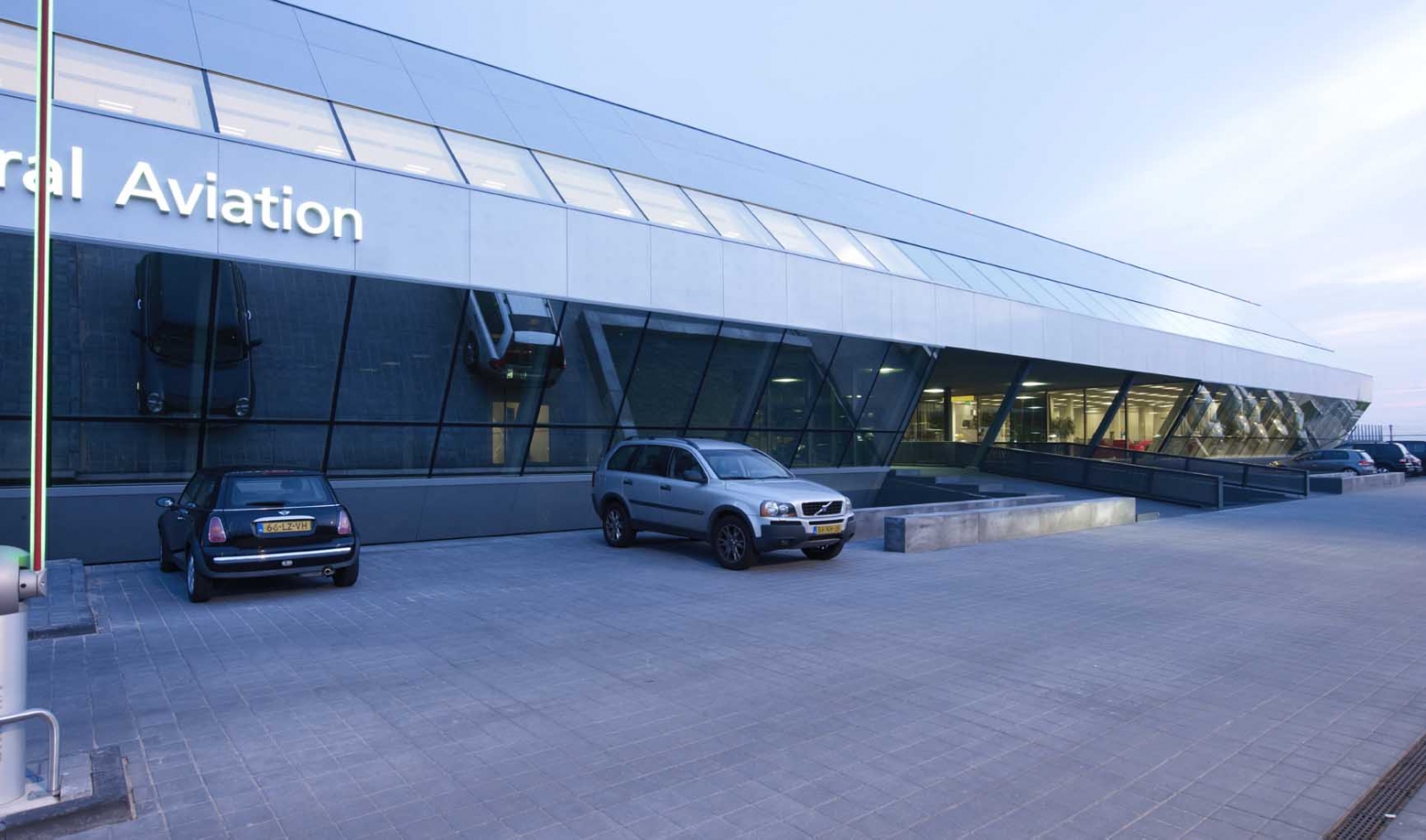 archiweb.cz - GA terminal Schiphol