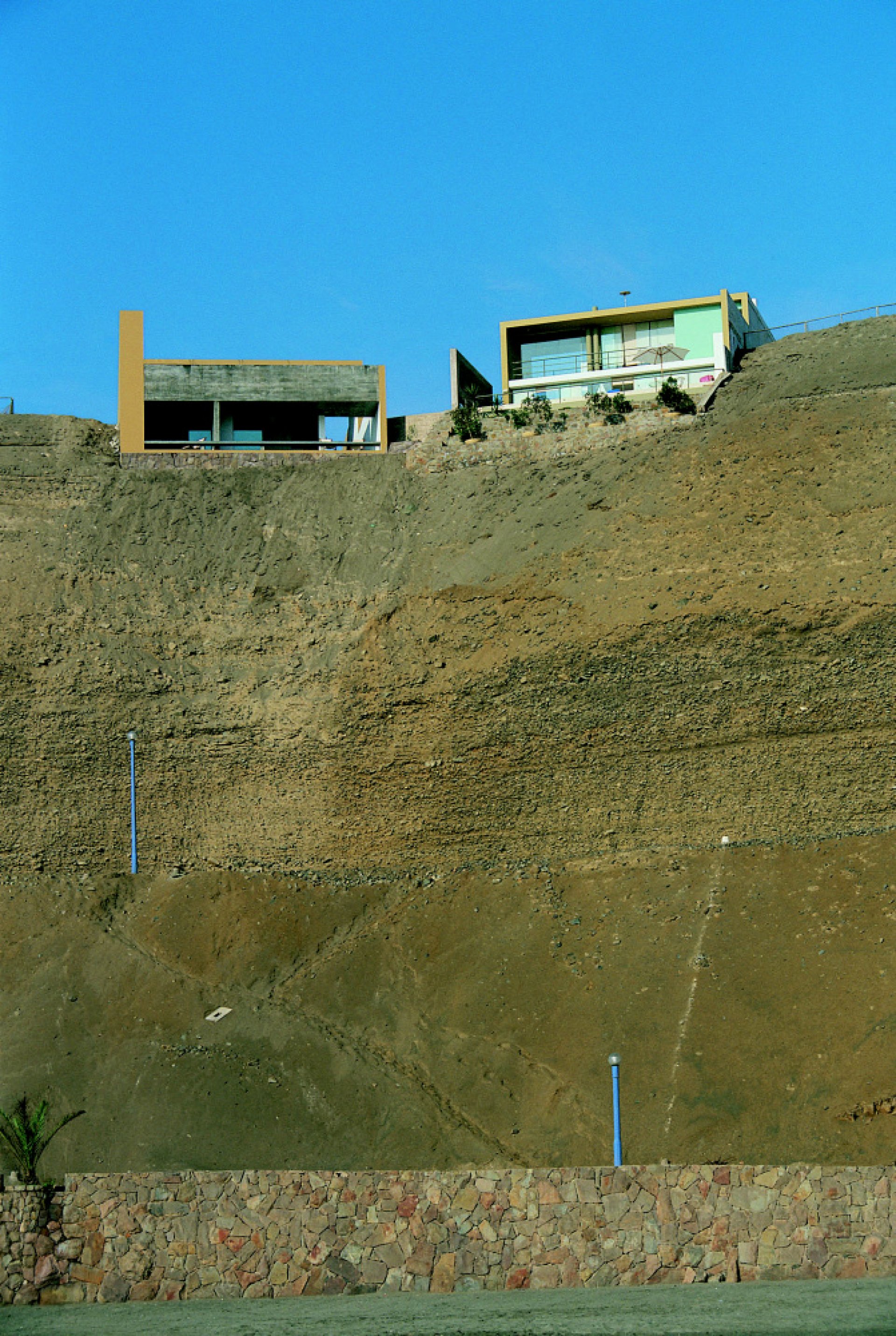 archiweb.cz - Equis House