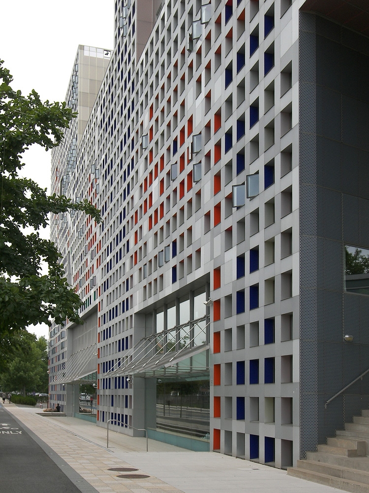 archiweb.cz - Simmons Hall @ MIT
