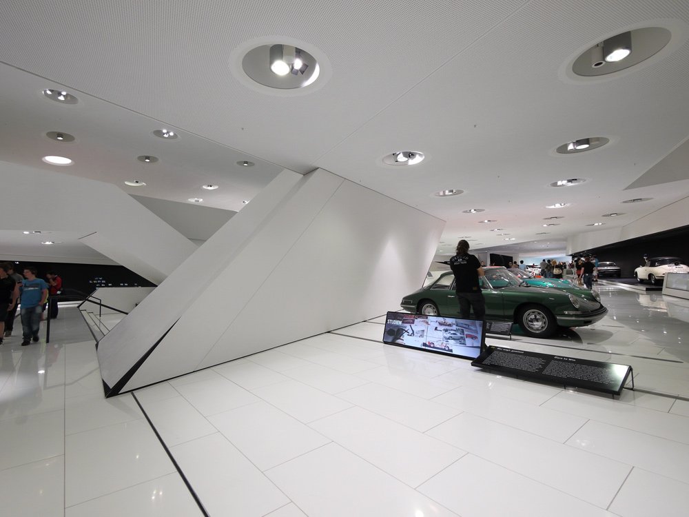 archiweb.cz - Porsche Museum