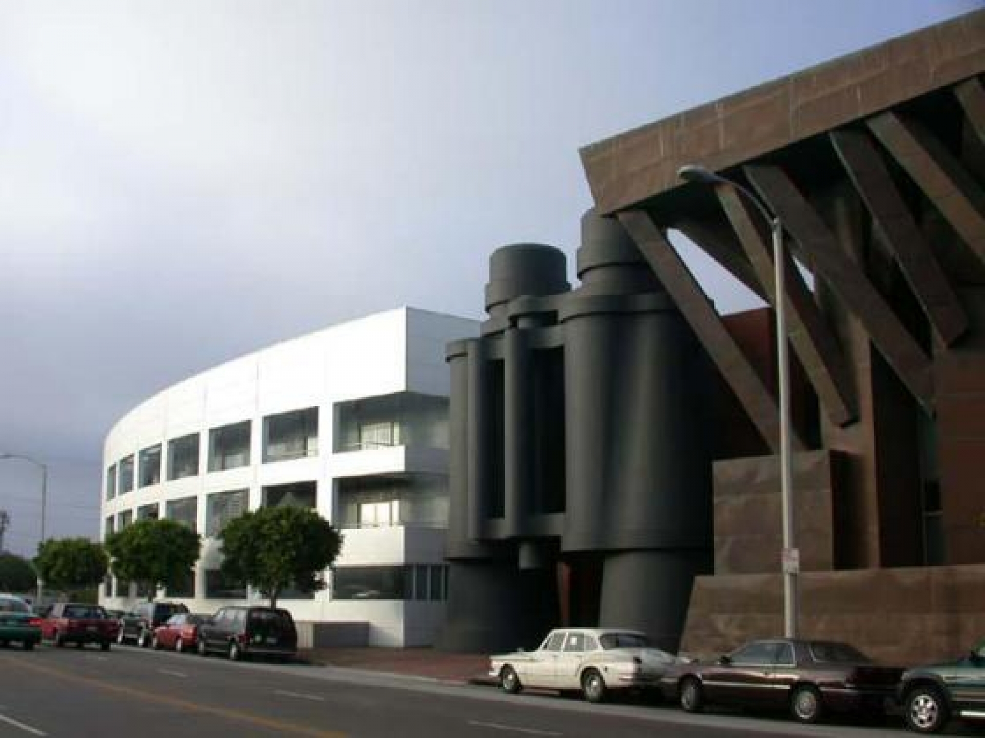 archiweb.cz - Chiat Day