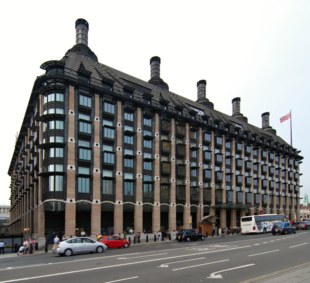 archiweb.cz - Portcullis House