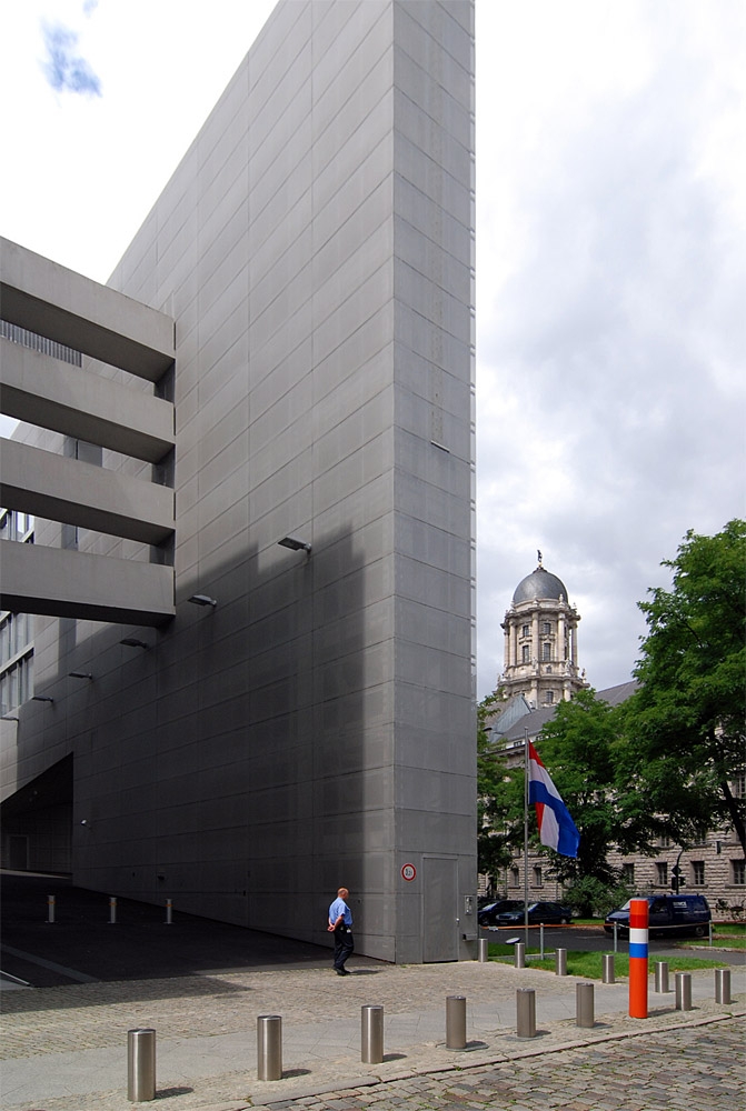 archiweb.cz - Dutch Embassy in Berlin