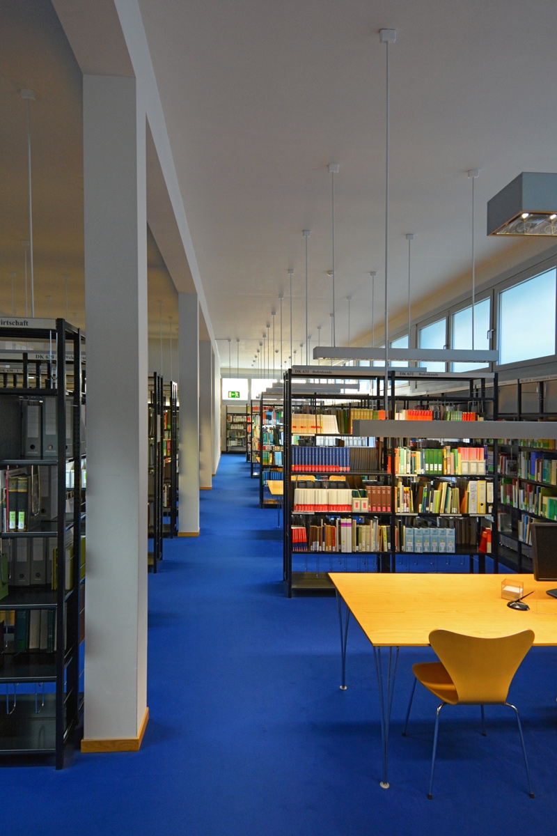 archiweb.cz - Eberswalde Technical School Library