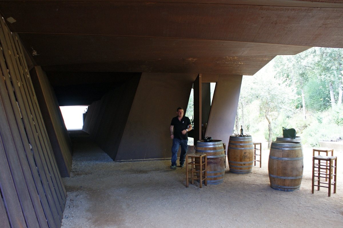 archiweb.cz - Bell-Lloc Winery