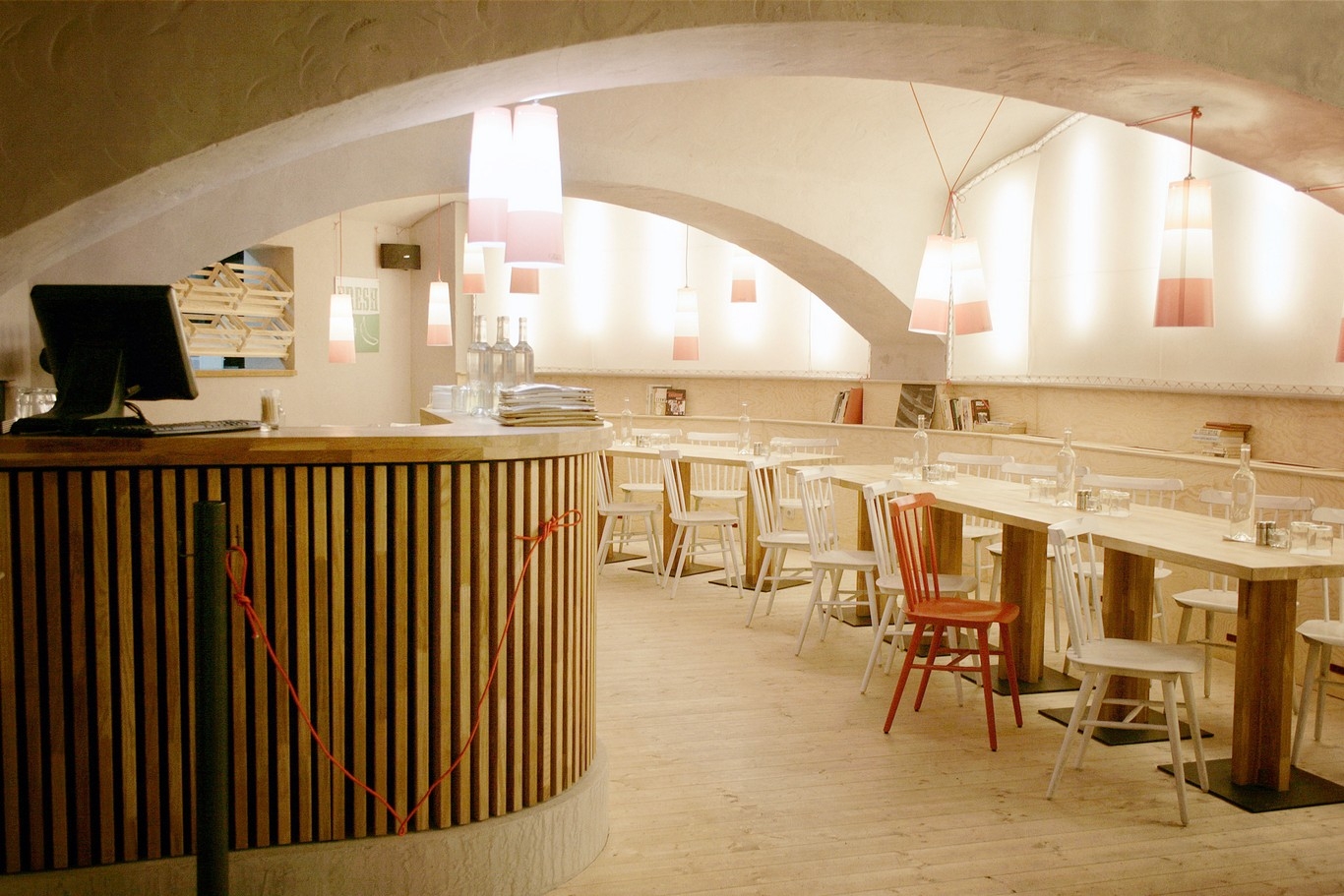 archiweb.cz - Restaurace Podolka Karlín