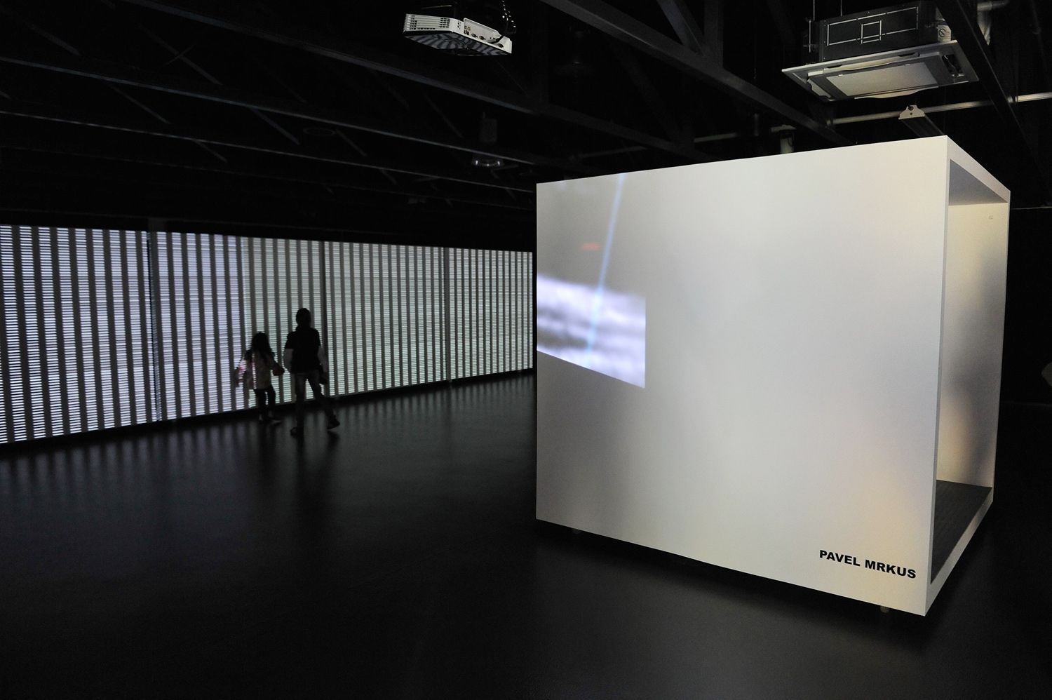 archiweb.cz - Cube x Cube Gallery