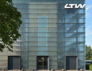 archiweb.cz - Skladová budova LTW