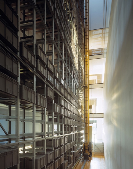 archiweb.cz - Skladová budova LTW