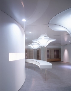 archiweb.cz - The Dancing House - Interior