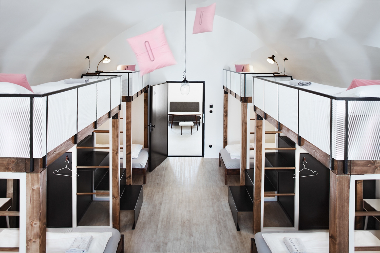 archiweb.cz - Long Story Short Hostel