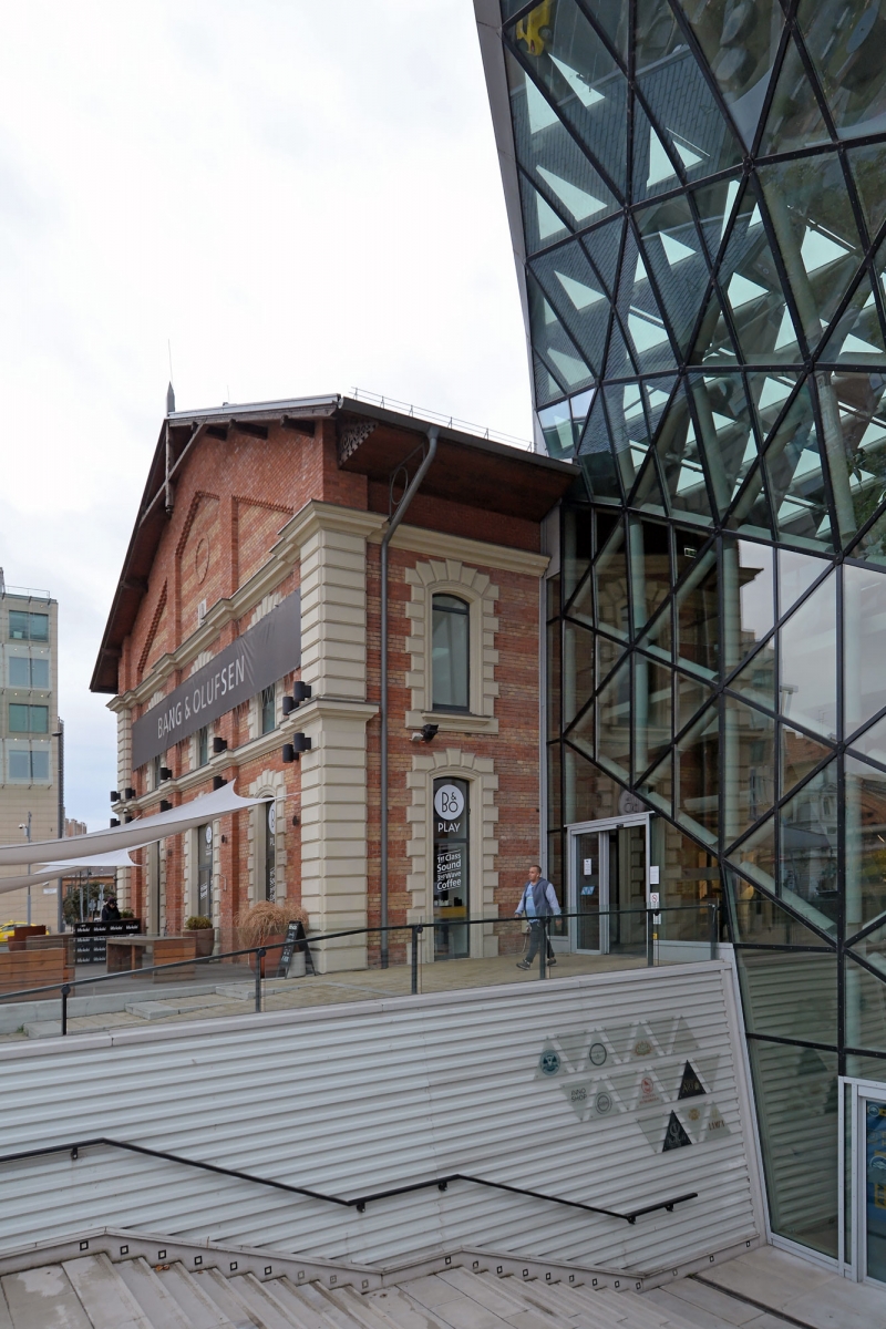 archiweb.cz - CET Building