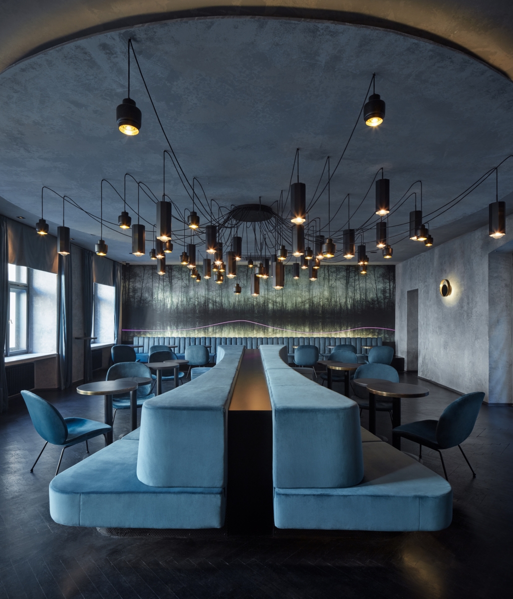 archiweb.cz - Moon Club