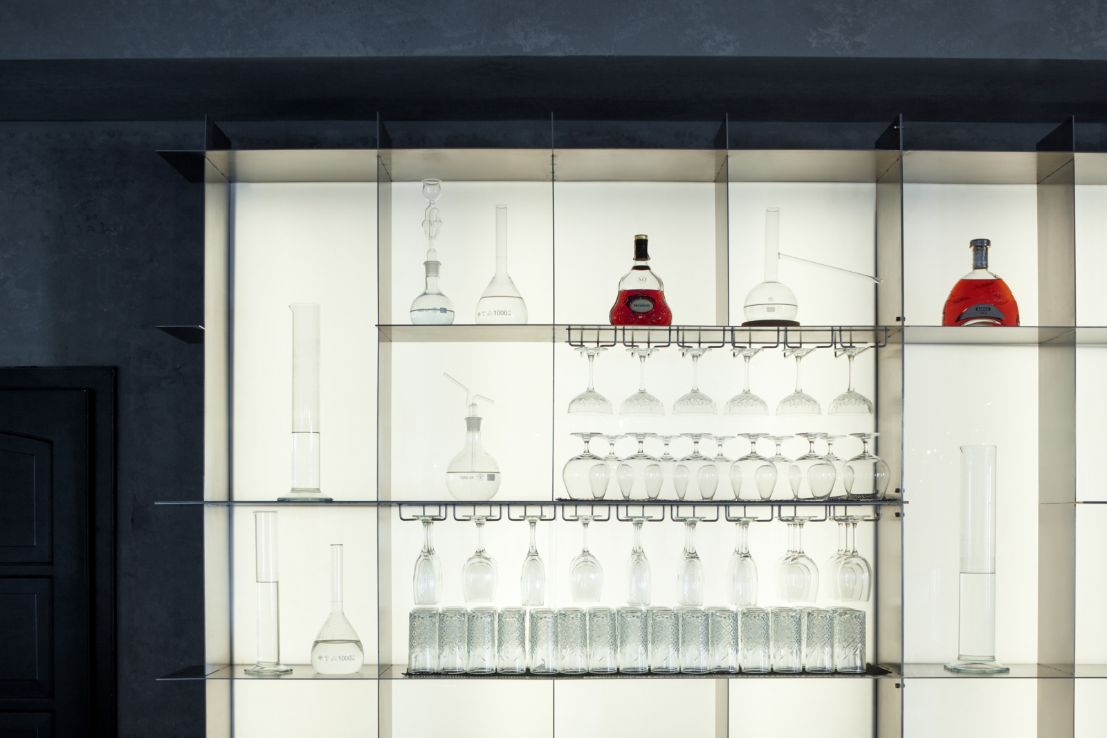 archiweb.cz - Moon Club