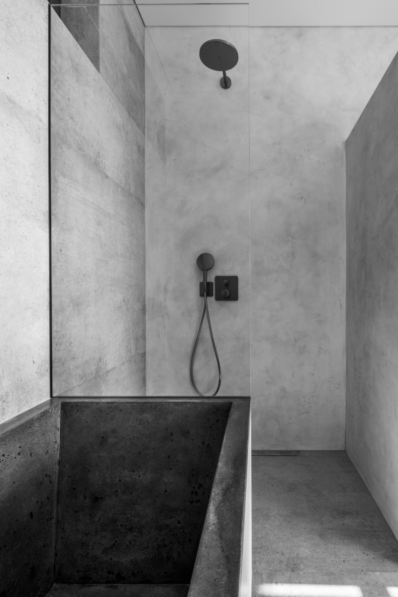 archiweb.cz - Dům za plotem