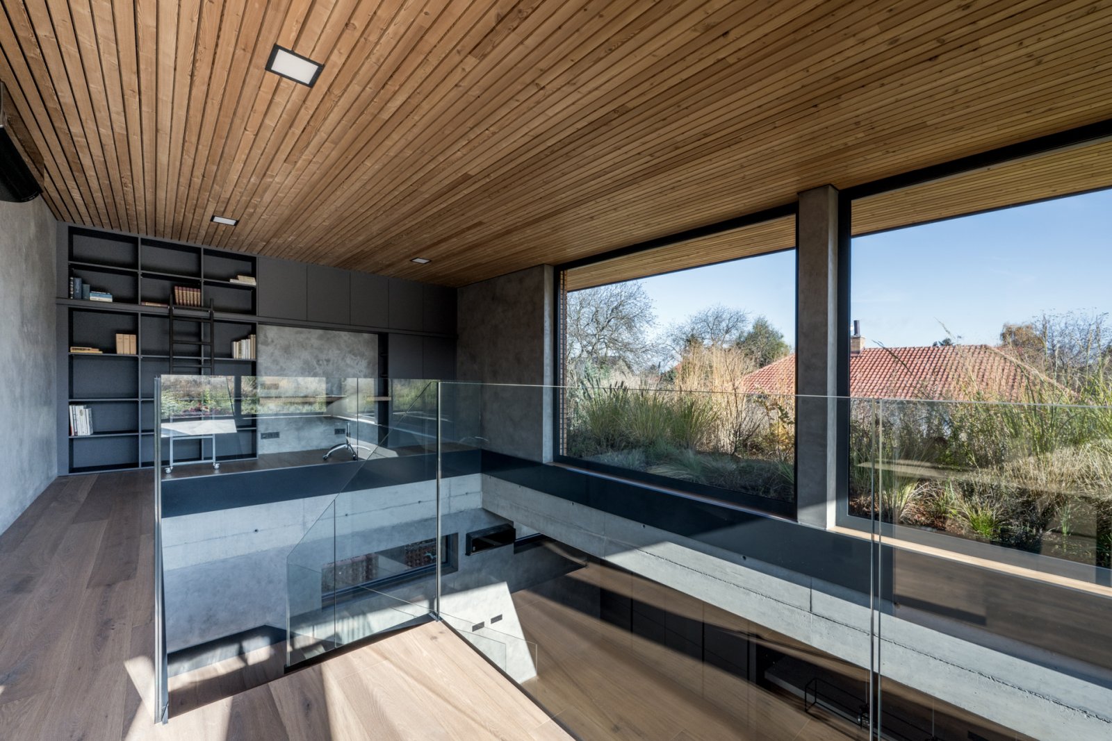 archiweb.cz - Dům za plotem