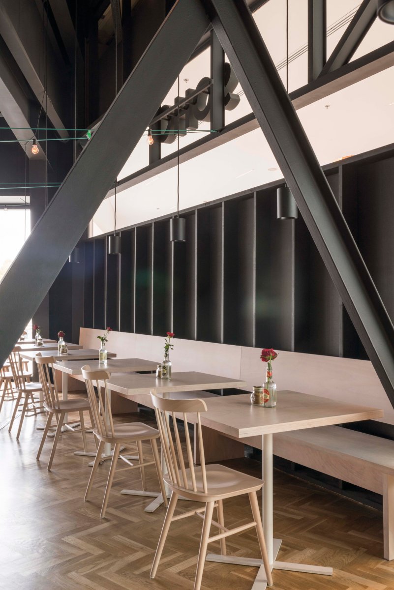 archiweb.cz - Bistro SOHO Aupark