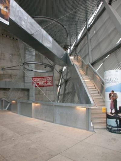 archiweb.cz - UFA Palast