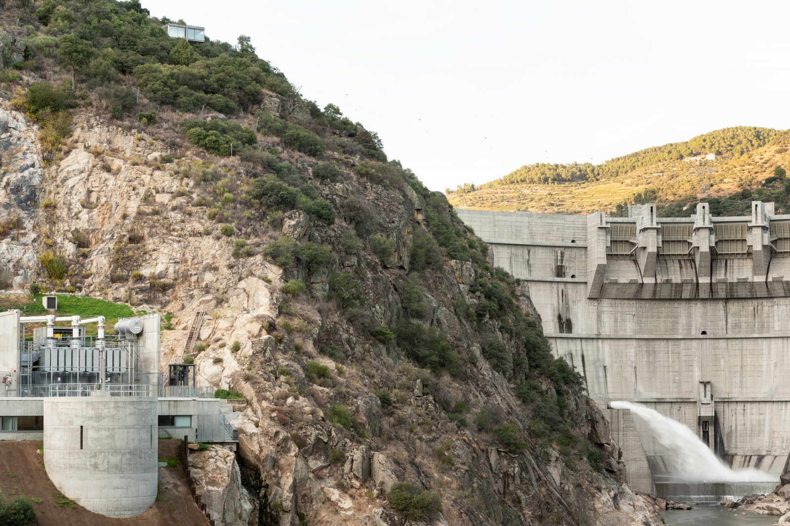 archiweb.cz - Hydroelektrárna Foz do Tua