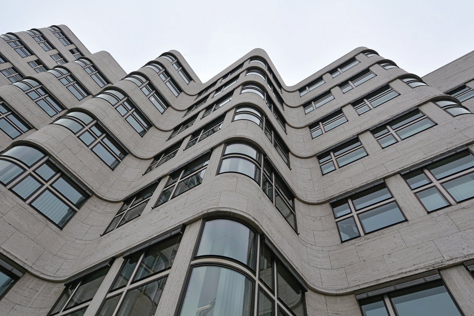 archiweb.cz - Administrativní budova Shell