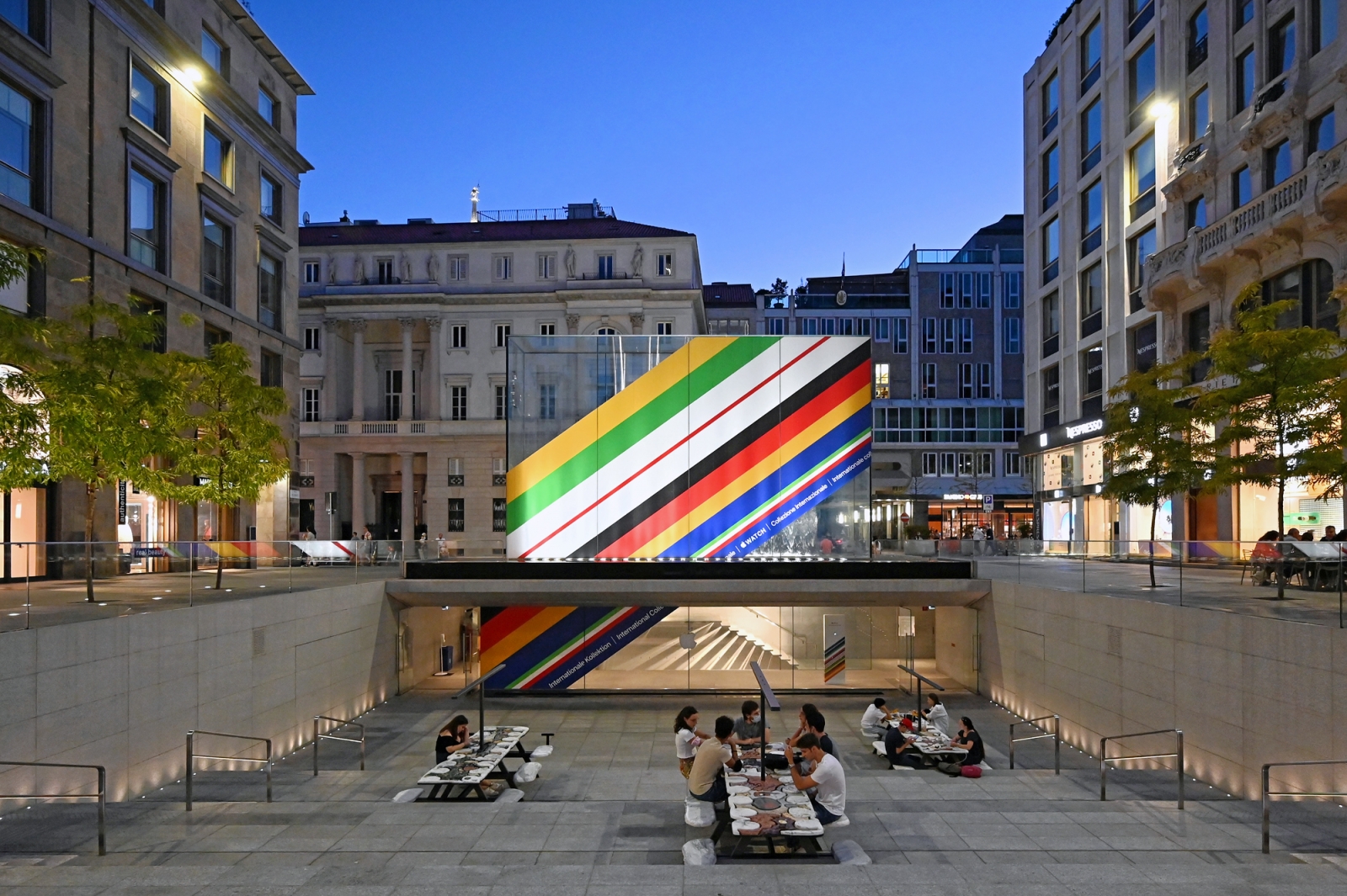 archiweb.cz - Milan Apple Store