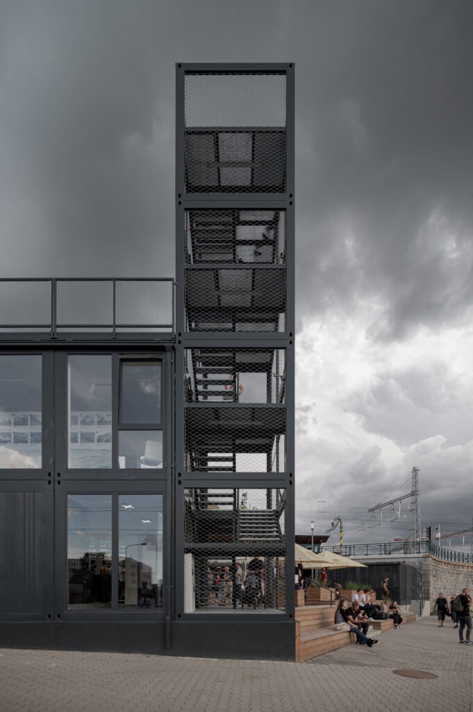 archiweb.cz - Paluba Hamburk