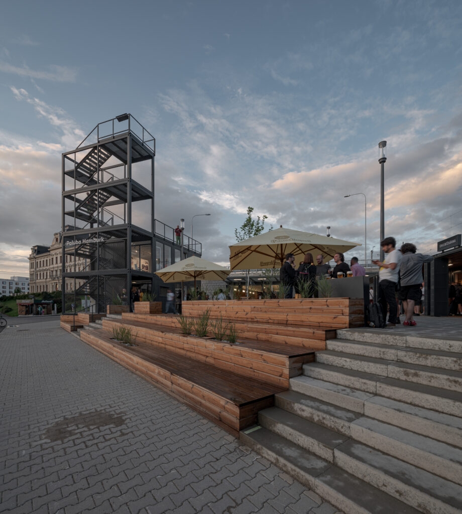 archiweb.cz - Paluba Hamburk