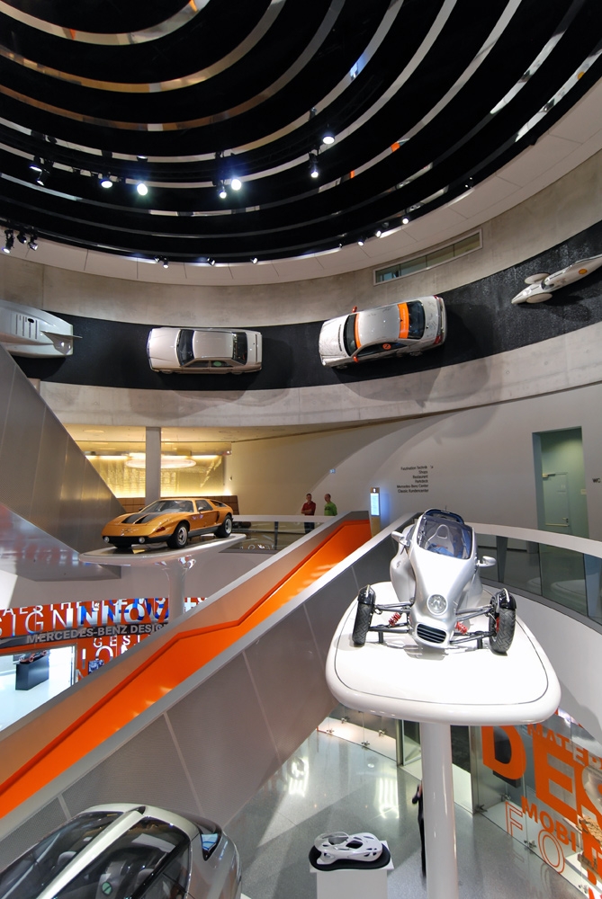 archiweb.cz - Mercedes Benz Museum