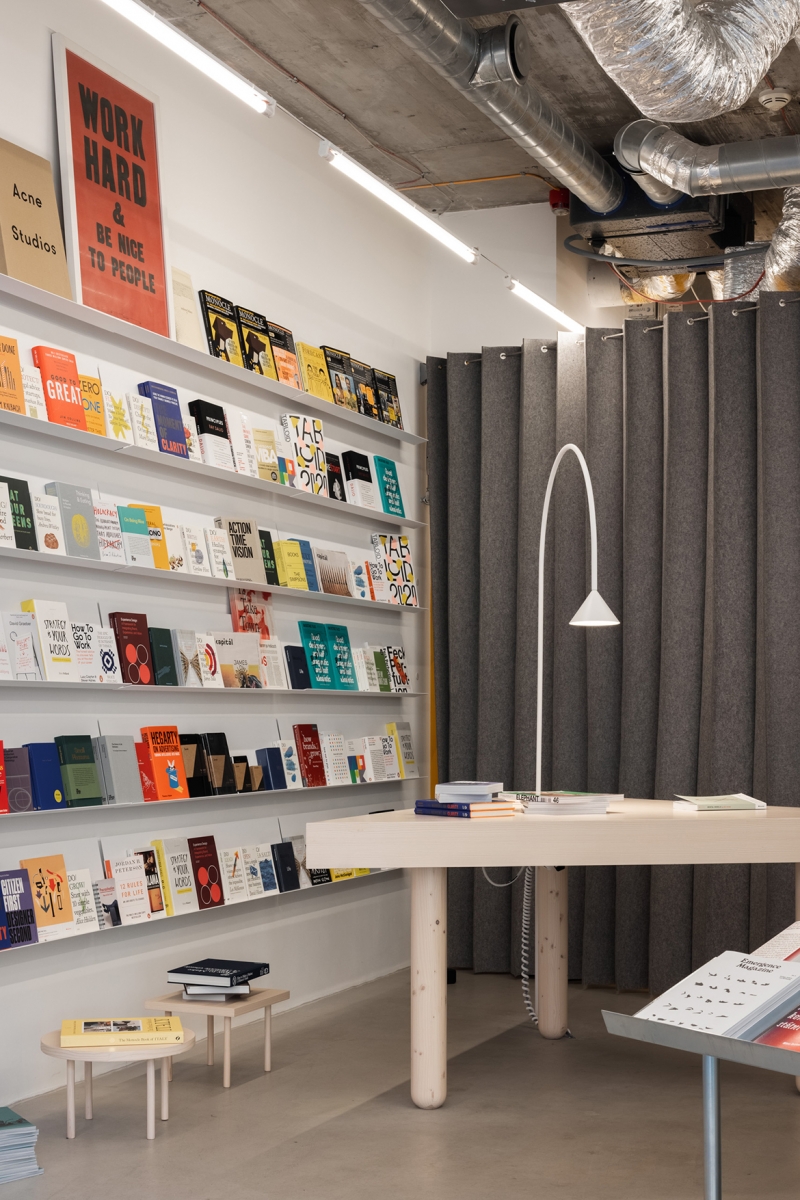 archiweb.cz - Brot Books Deli