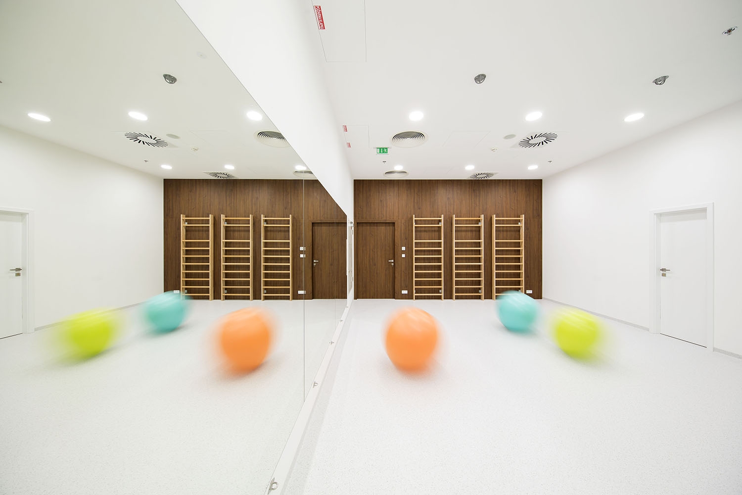 archiweb.cz - Fyzio Terapia - fyzioterapeutické centrum