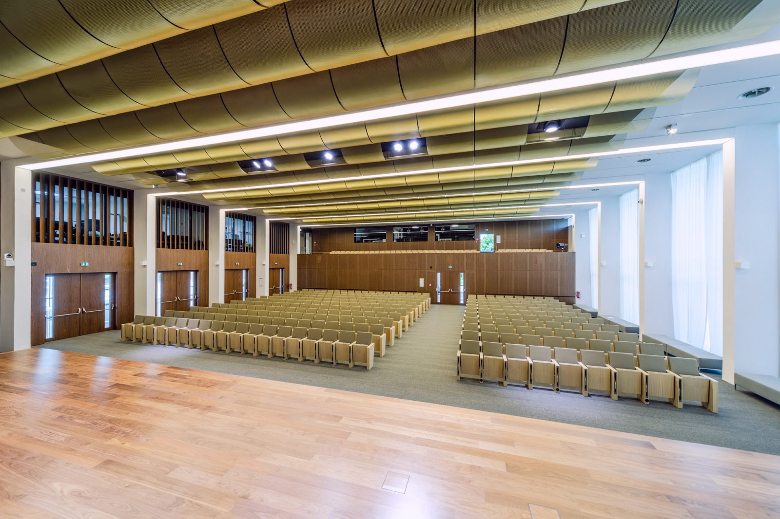 archiweb.cz - ČZU - revitalizace auly