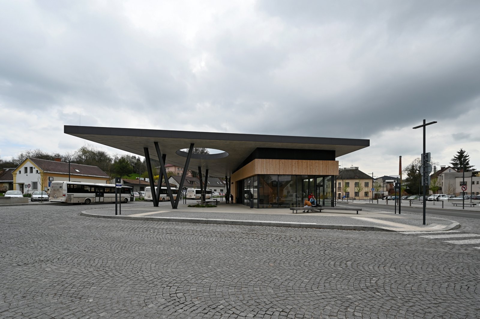 archiweb.cz - Terminál hromadné dopravy Nová Paka