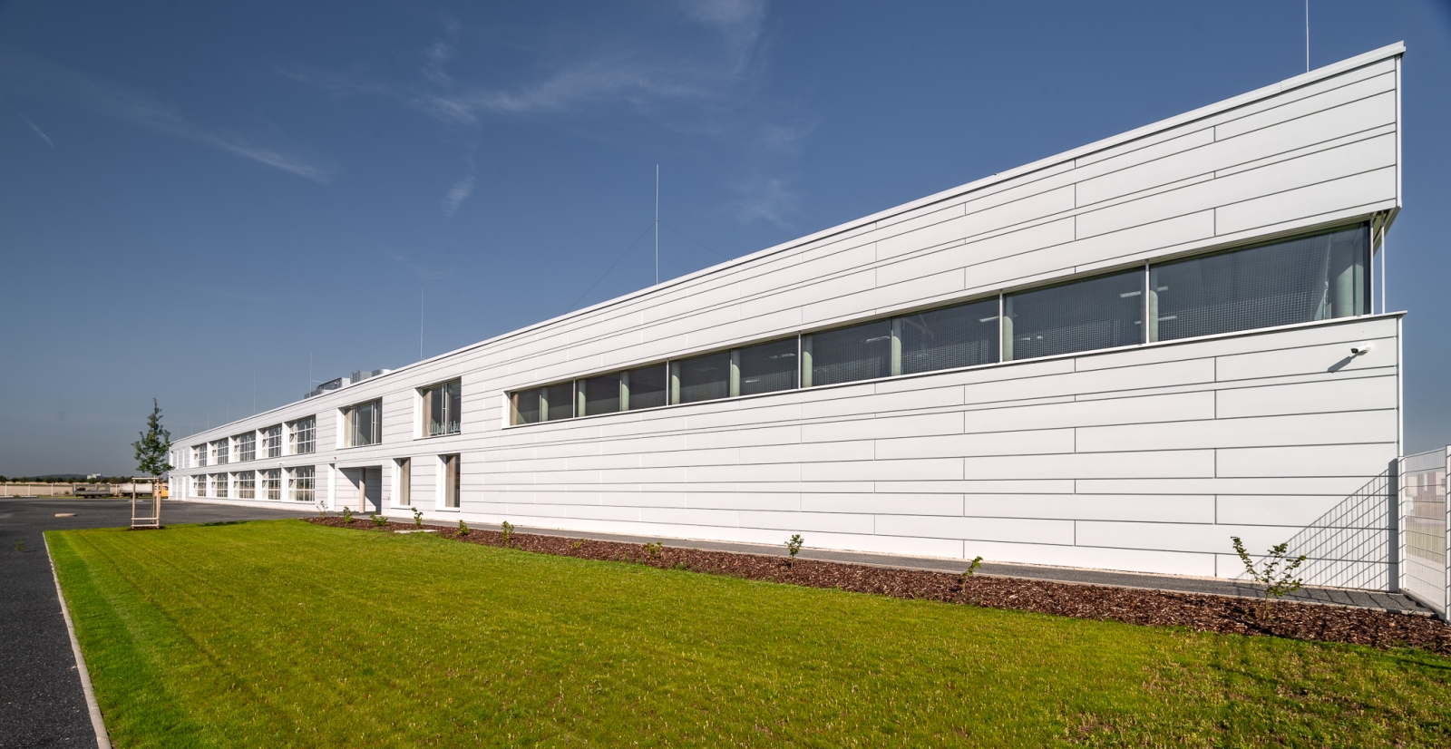 archiweb.cz - Bundled Primary School Panská Pole