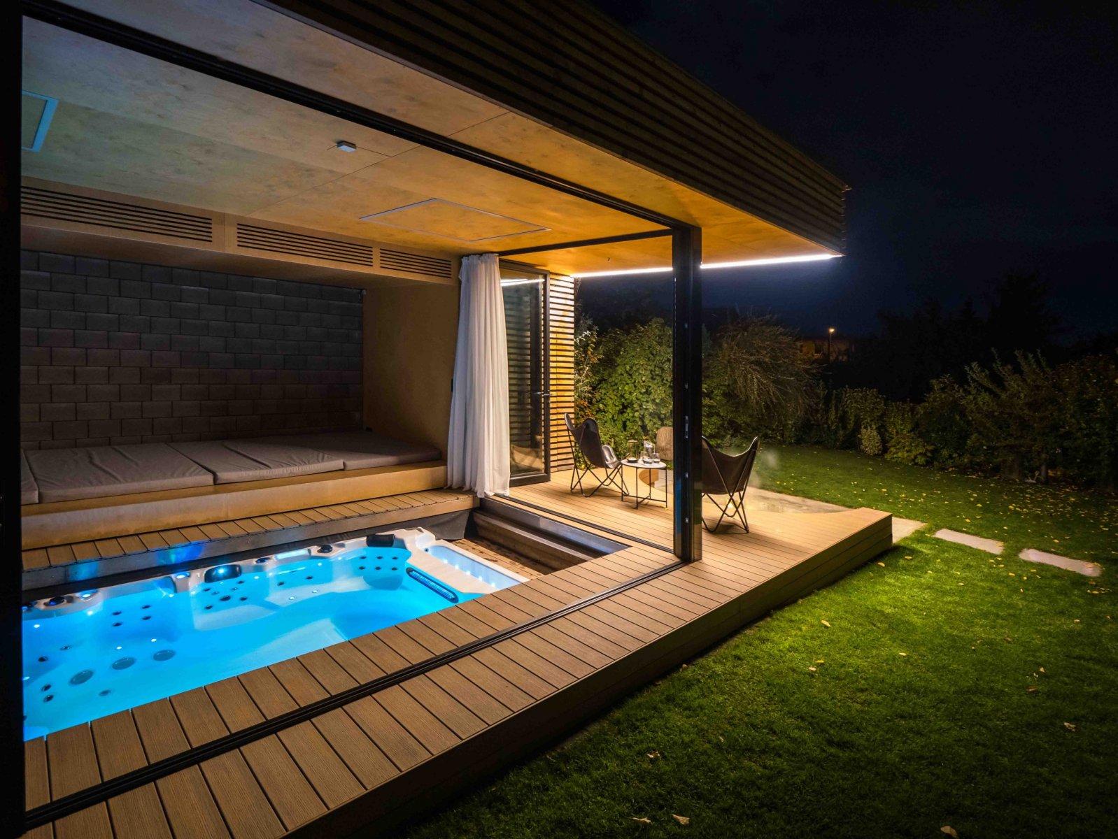 archiweb.cz - Útulna v zahradě