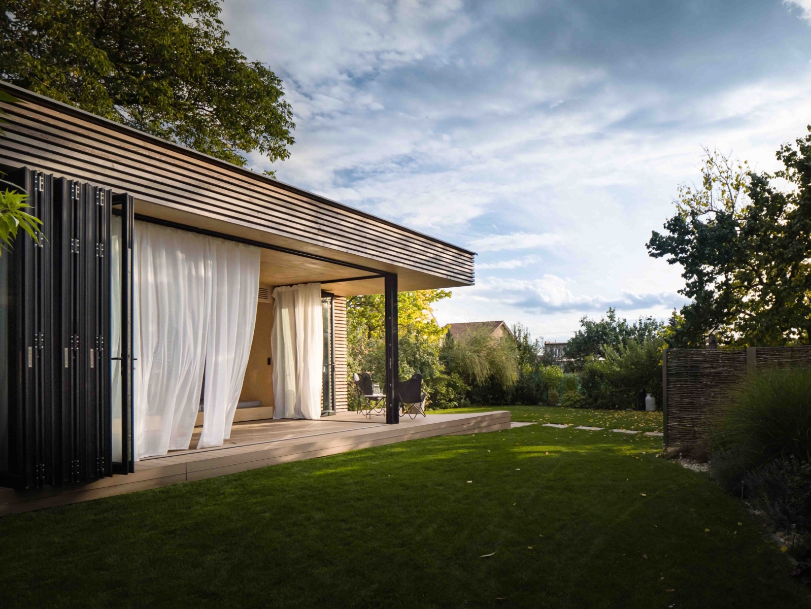 archiweb.cz - Útulna v zahradě