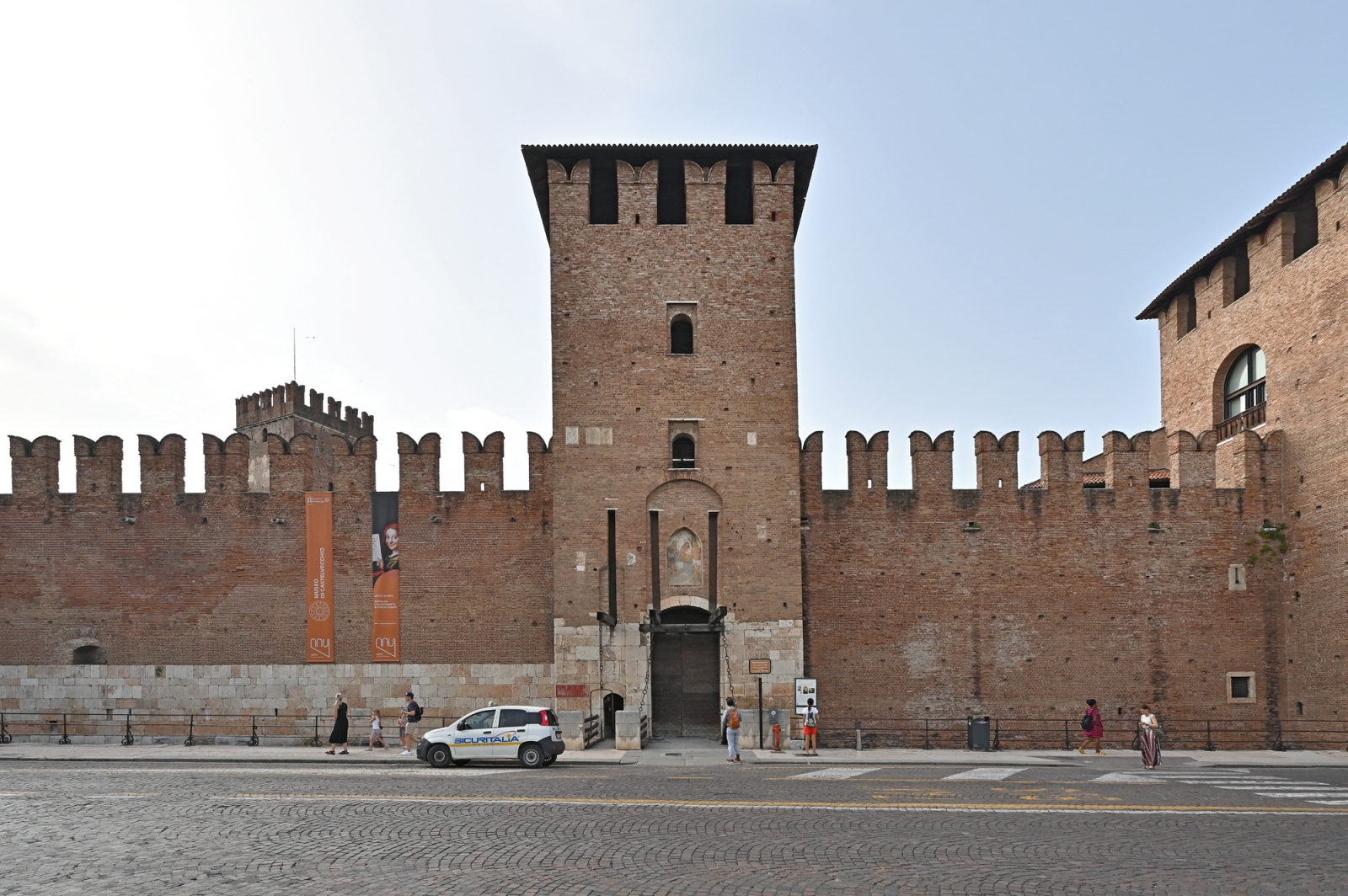 archiweb.cz - Castelvecchio Museum