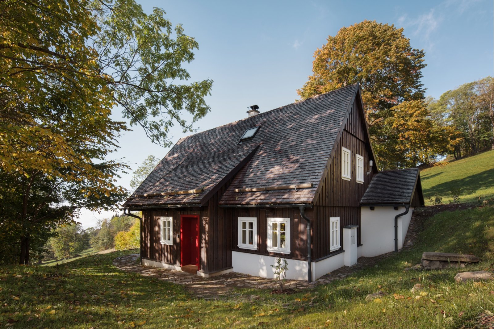 archiweb.cz - Chaloupka Dvě sestry