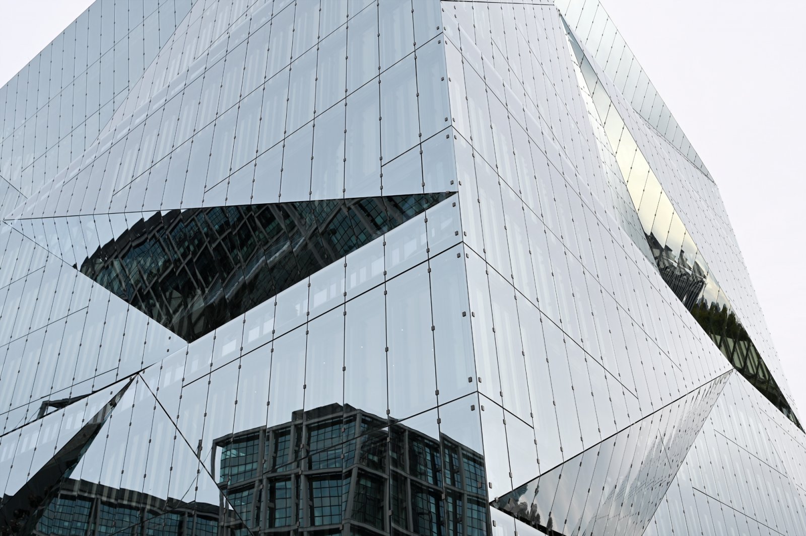 archiweb.cz - cube berlin