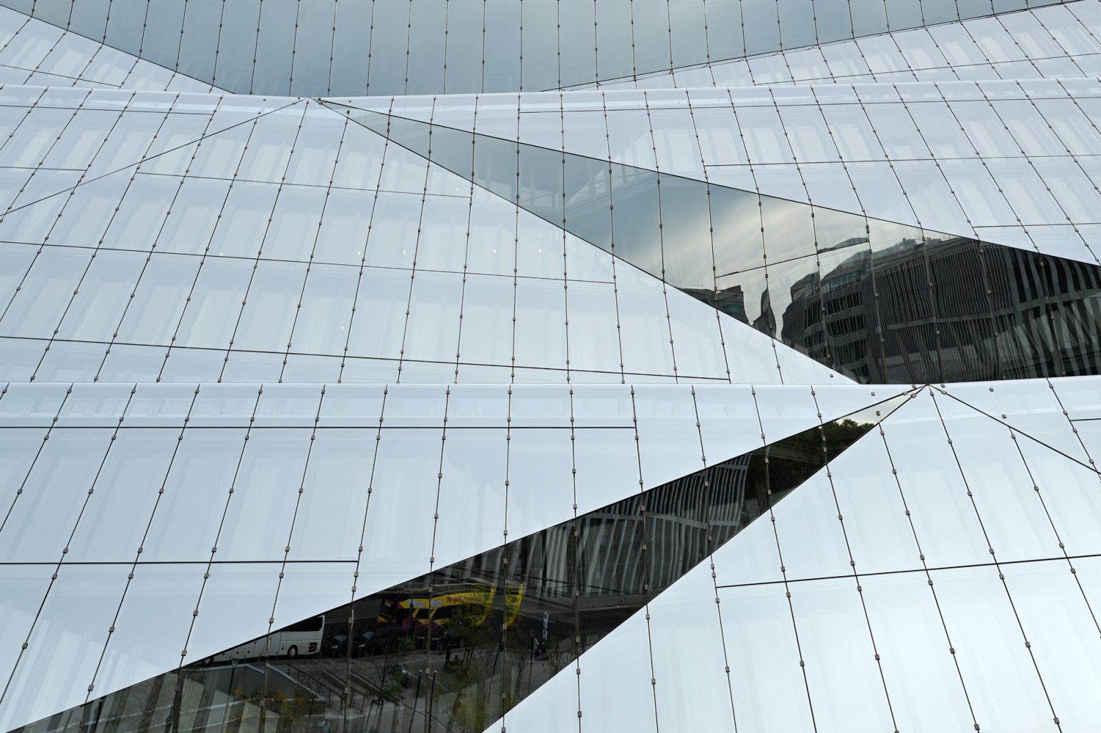 archiweb.cz - cube berlin