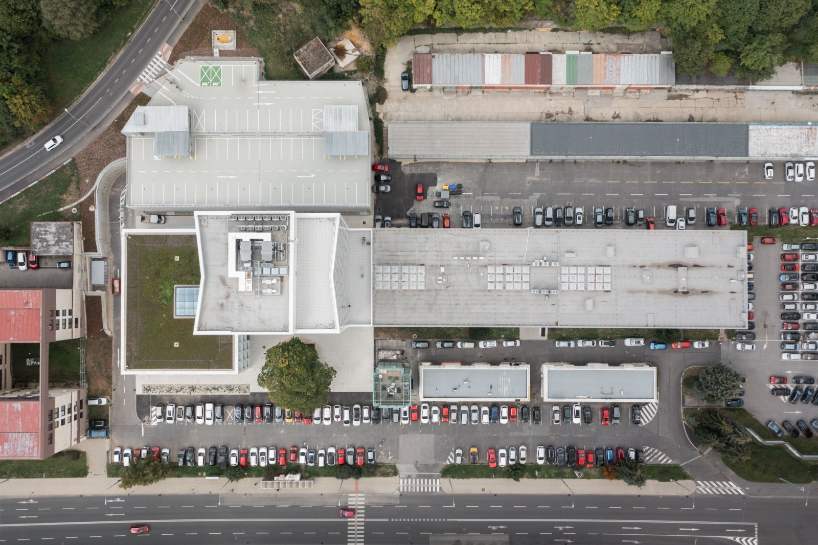 archiweb.cz - Interpolis Office Center